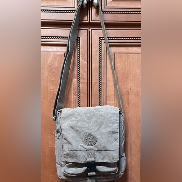Kipling | Bags | Kipling Front Flap Multi Compartment X 12 Crossbody ...